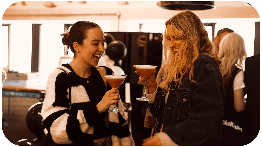 Who we are - SocialChain